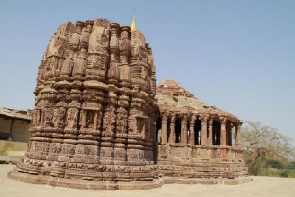 Balasinor Dinosaur Fossil Park & Museum One Day Tour