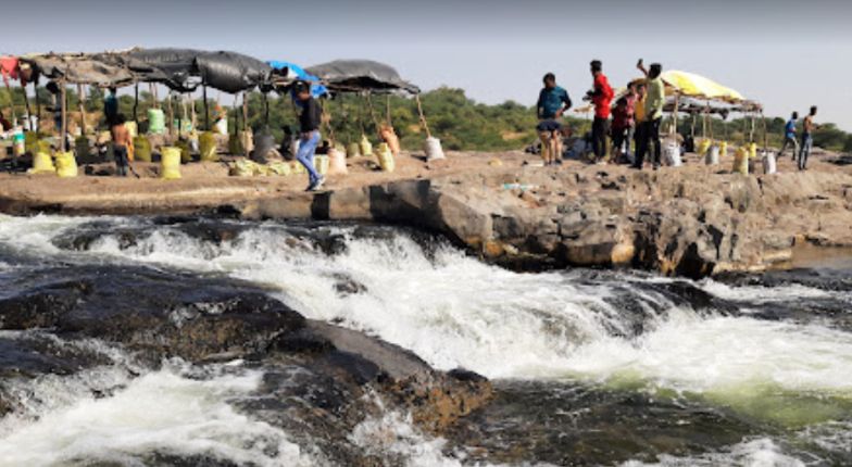 Zanzari Waterfall near Ahmedabad - Timings, How to Reach, Entry Fees